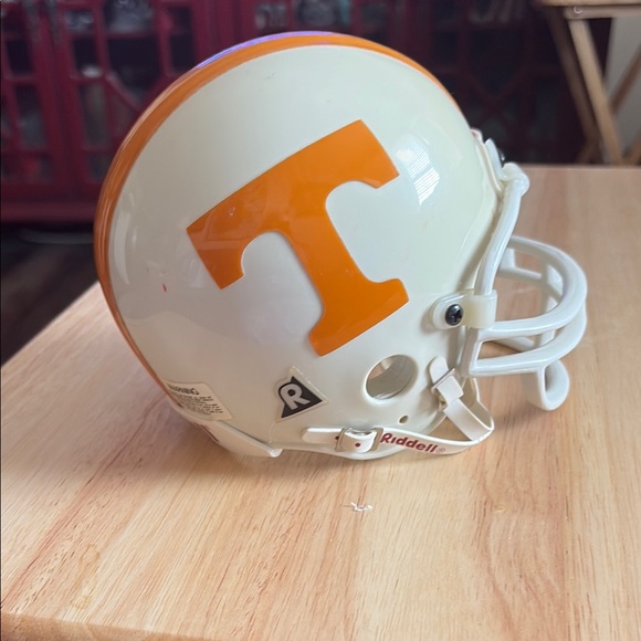 riddell | Accents | University Of Tennessee Mini Helmet Great ...